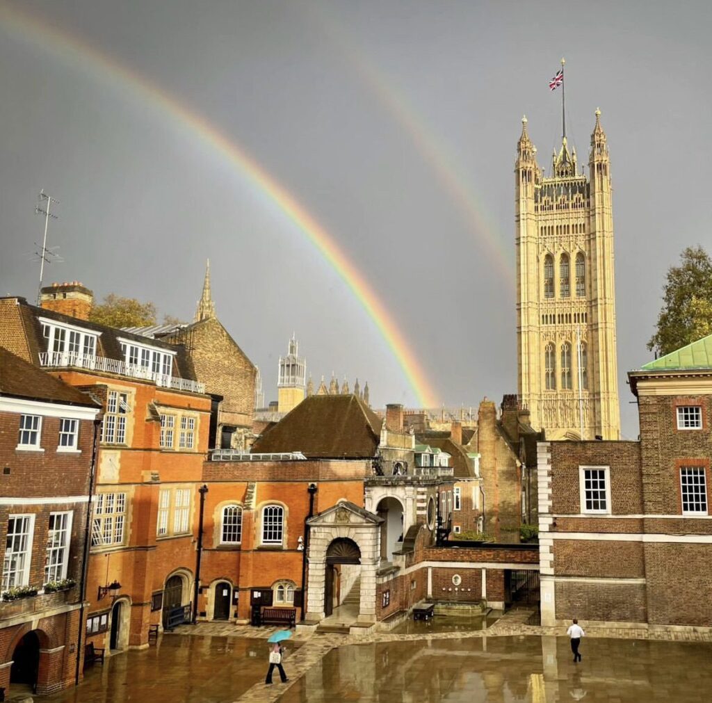 These are the fancy private schools sending the most students to Oxbridge