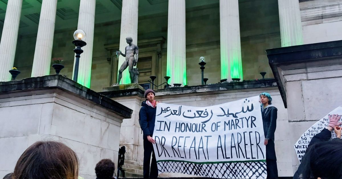 UCL students hold emotional vigil for Palestinian alumnus and poet ...