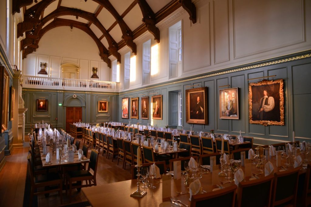 This is how Cambridge University's Formal Halls are done