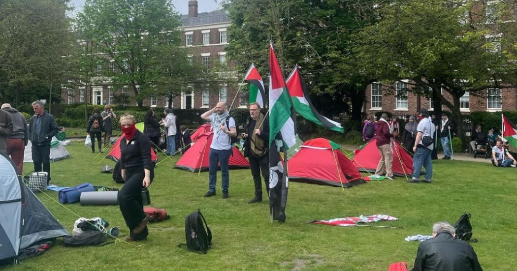 Liverpool students launch encampment on Abercromby Square in solidarity ...
