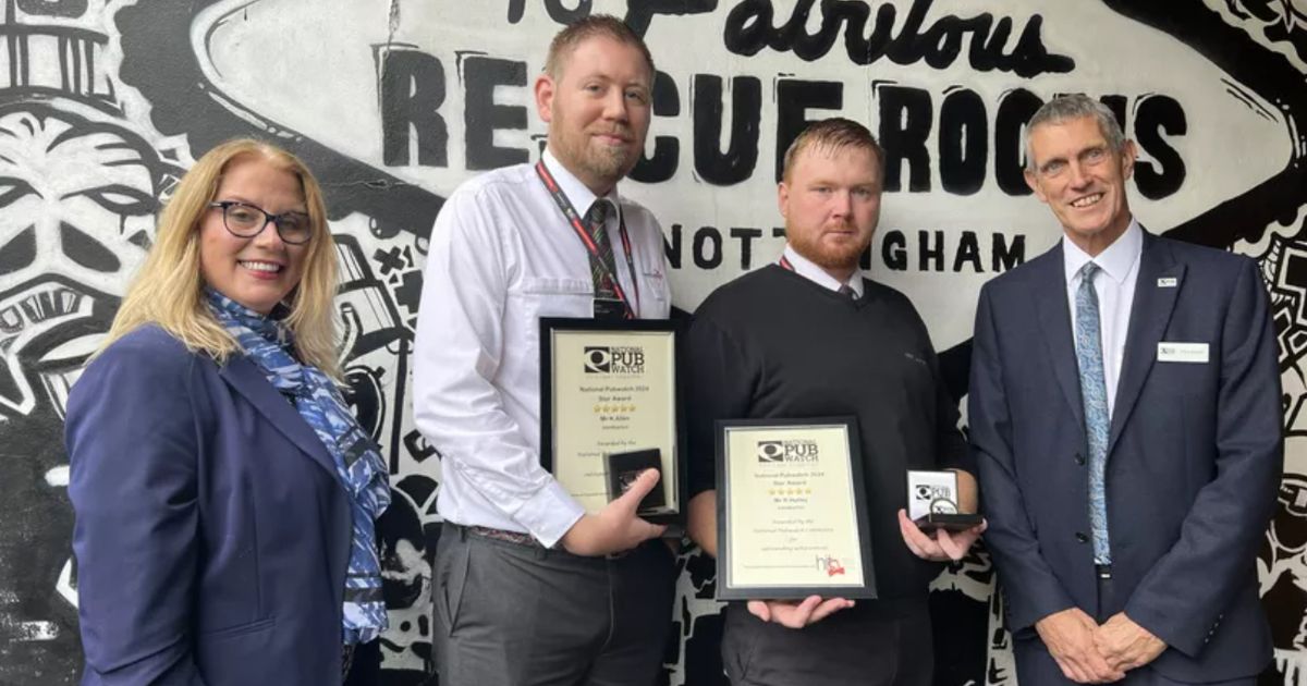 Nottingham bus drivers win award after helping student who was stranded ...