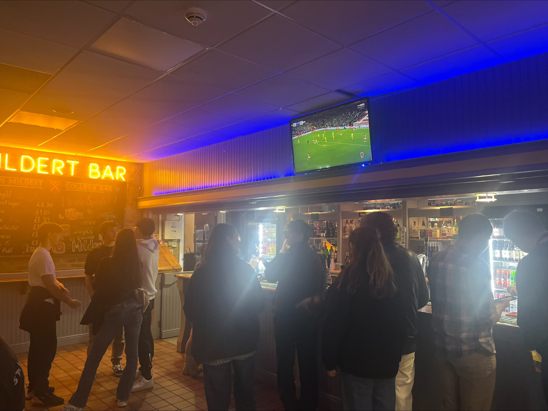 It's official: All 16 college bars ranked from most to least expensive ...