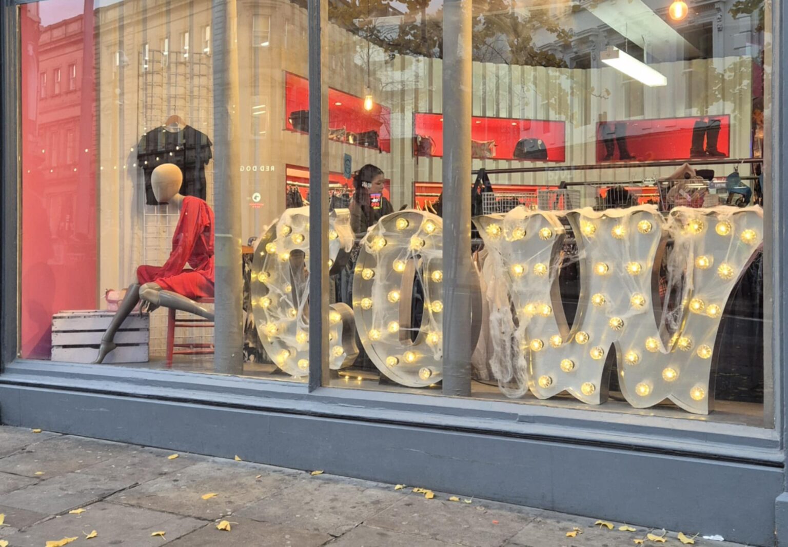 Here are five of the best places to thrift around Nottingham