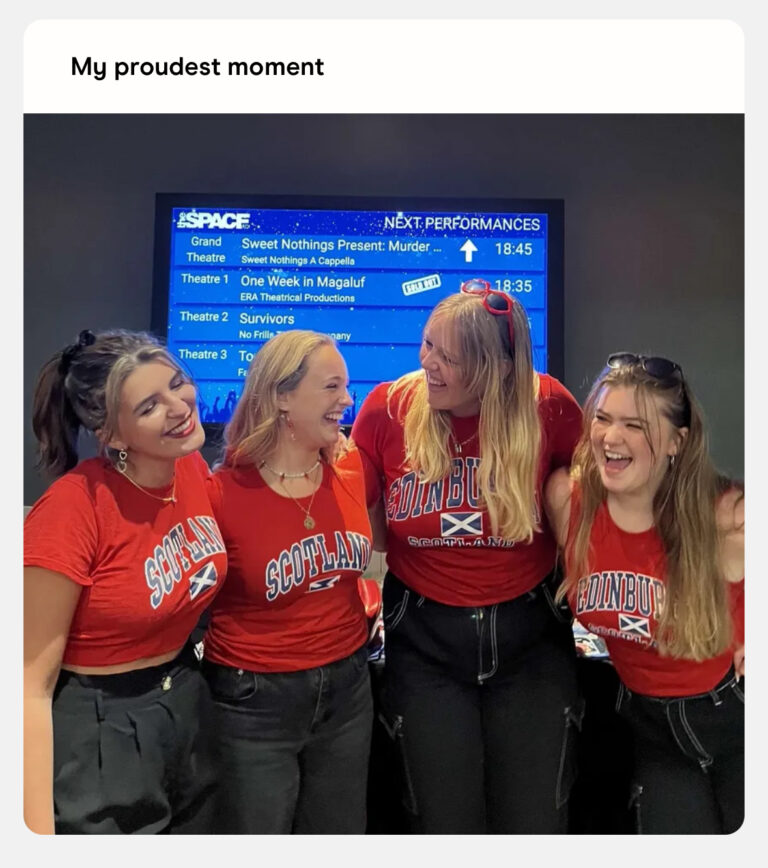 An expert's top tips for the best Hinge profile and getting likes