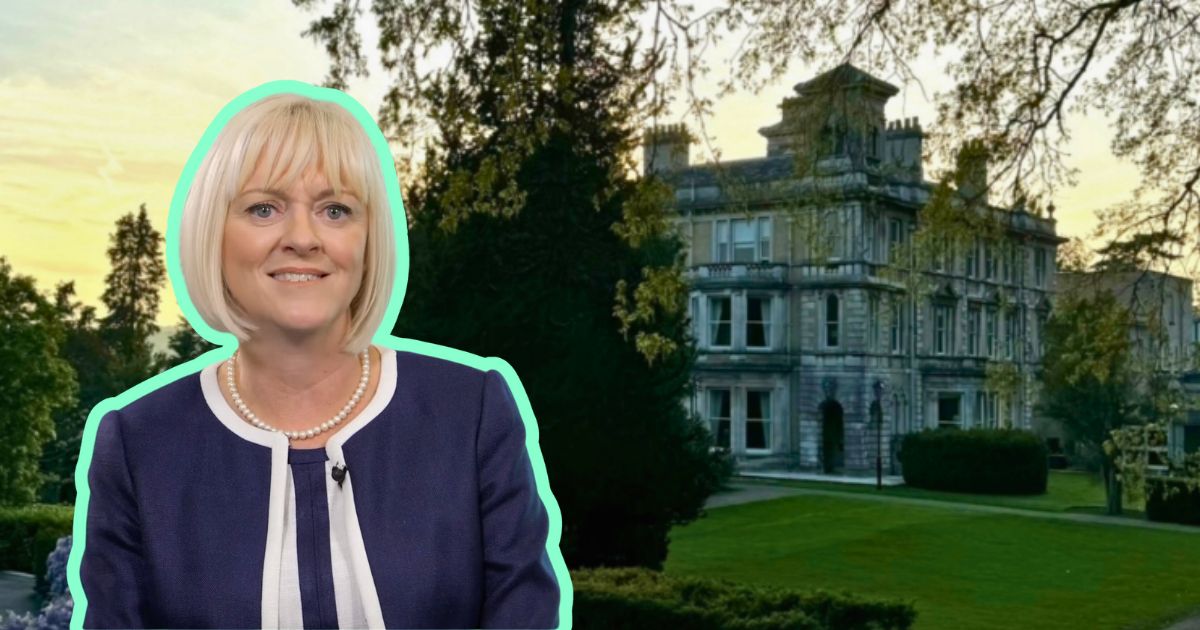 Exeter's vice-chancellor received one of the highest university boss ...