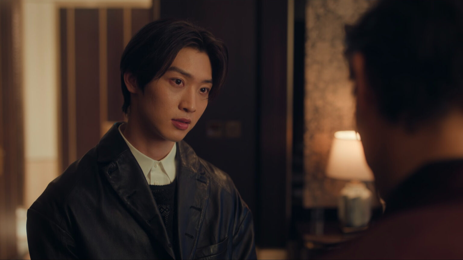 There's a real-life link between the two love interests in XO Kitty