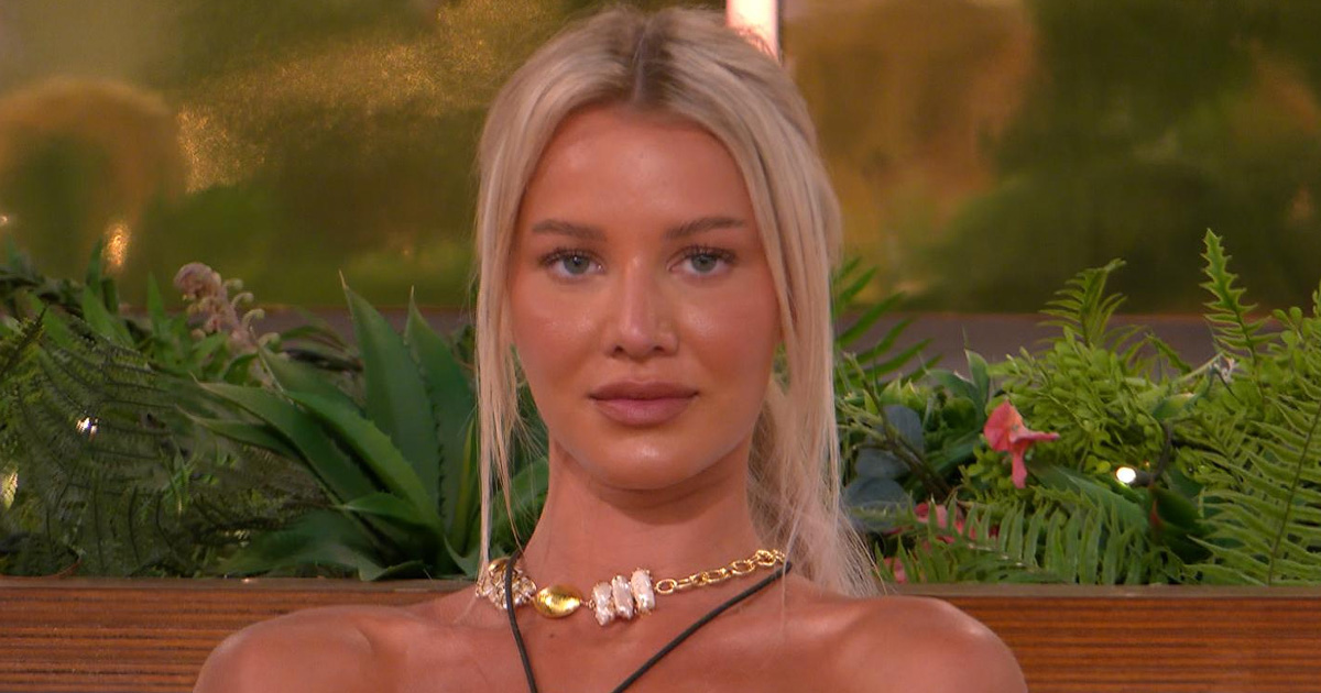 We found the stunning necklace Grace is wearing in Love Island