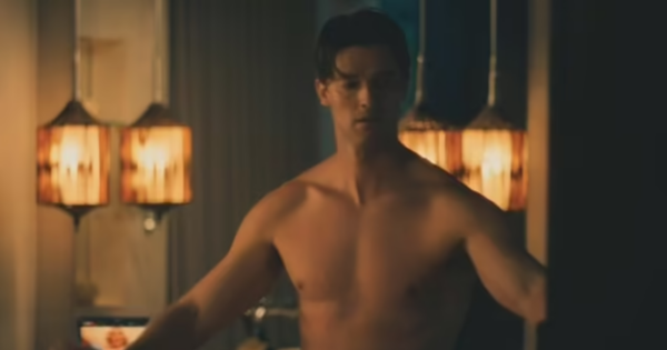 Was Patrick Schwarzenegger wearing a prosthetic during The White Lotus?