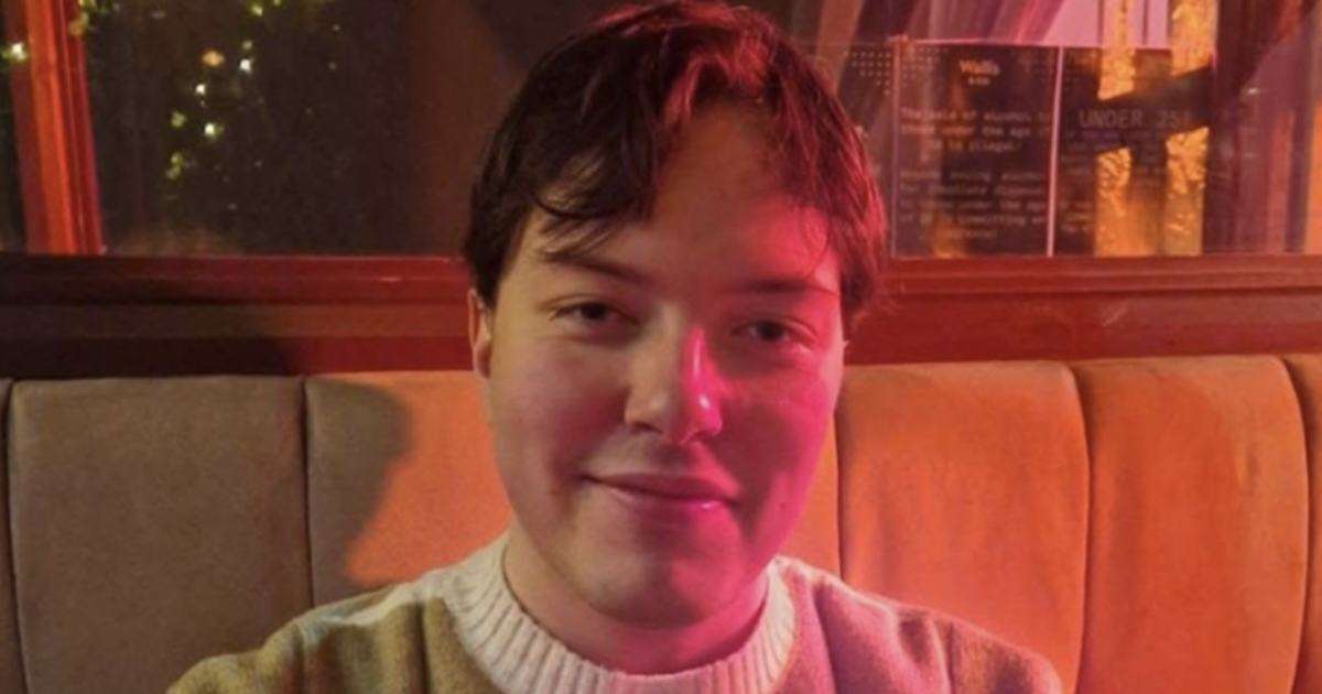 Tributes paid to 'gentle and cheerful' Leeds Beckett graduate who died ...