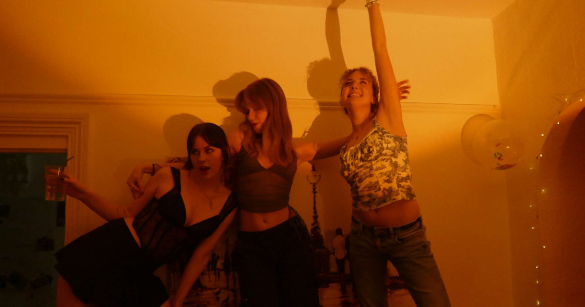 10 things you'll only know if you've lived in an all-girls house in Exeter