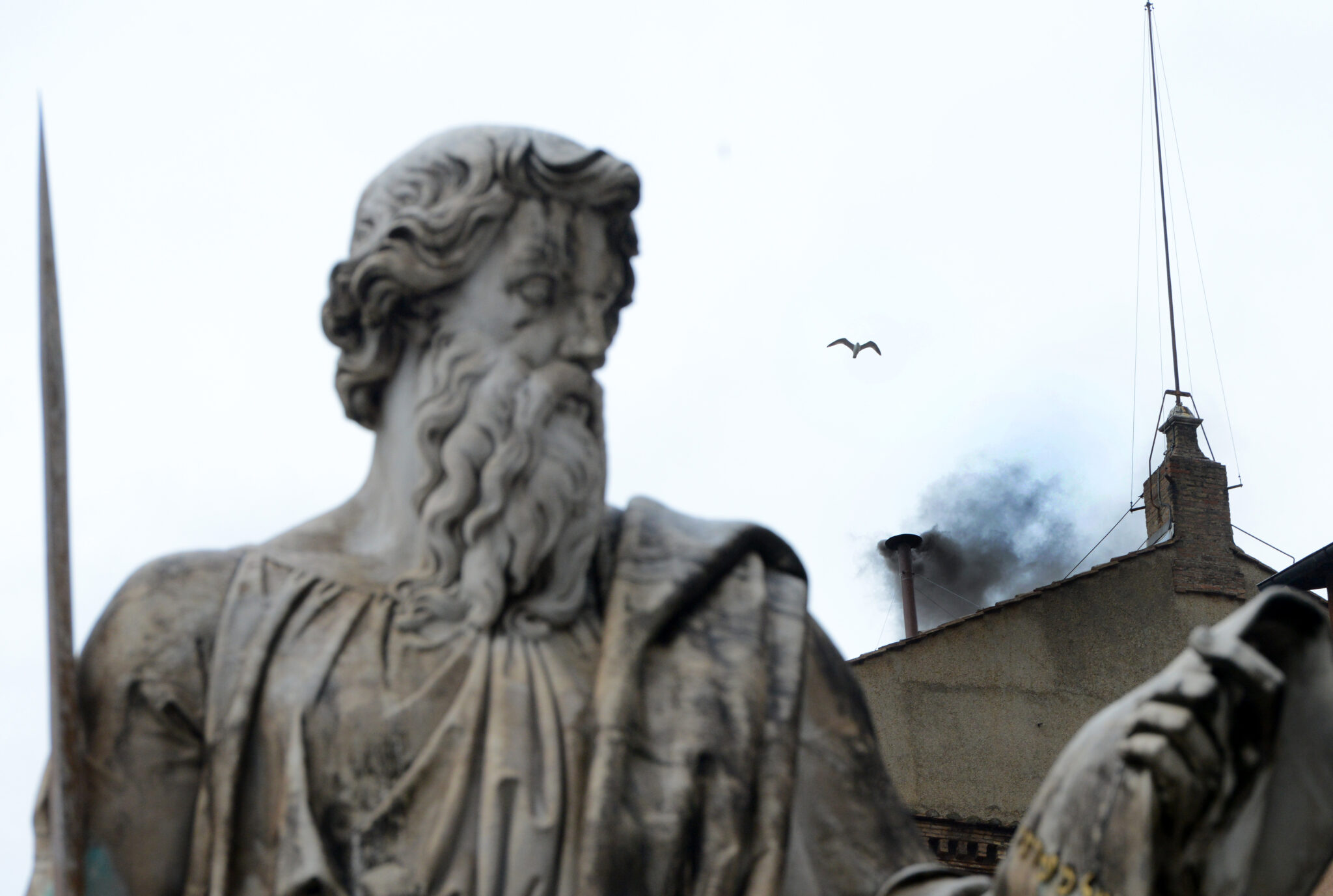 What do the smoke colours mean at the 2025 Conclave?