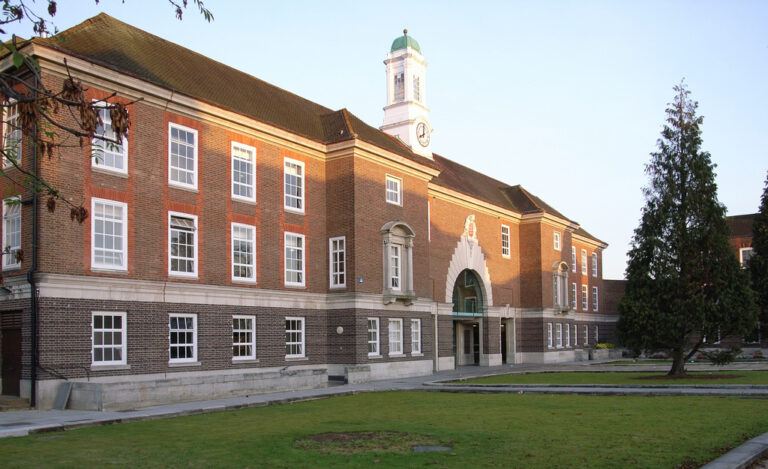 These 20 UK unis officially have the worst dropout rates in 2025