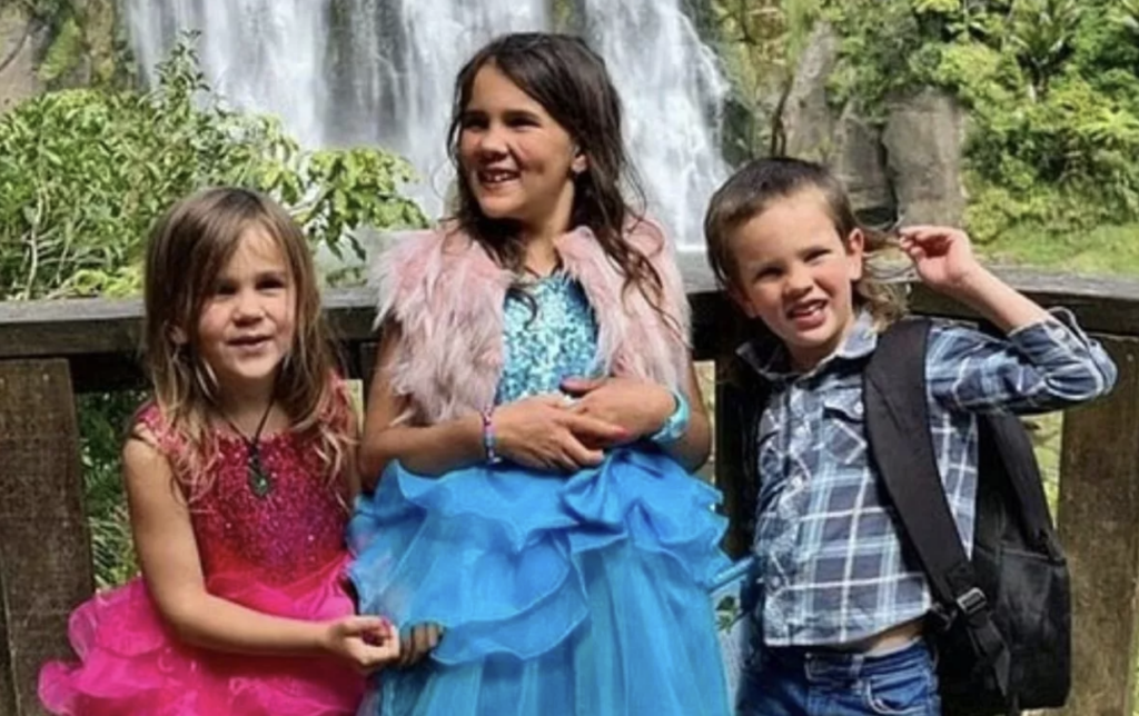 Family of New Zealand dad who disappeared with kids speak out