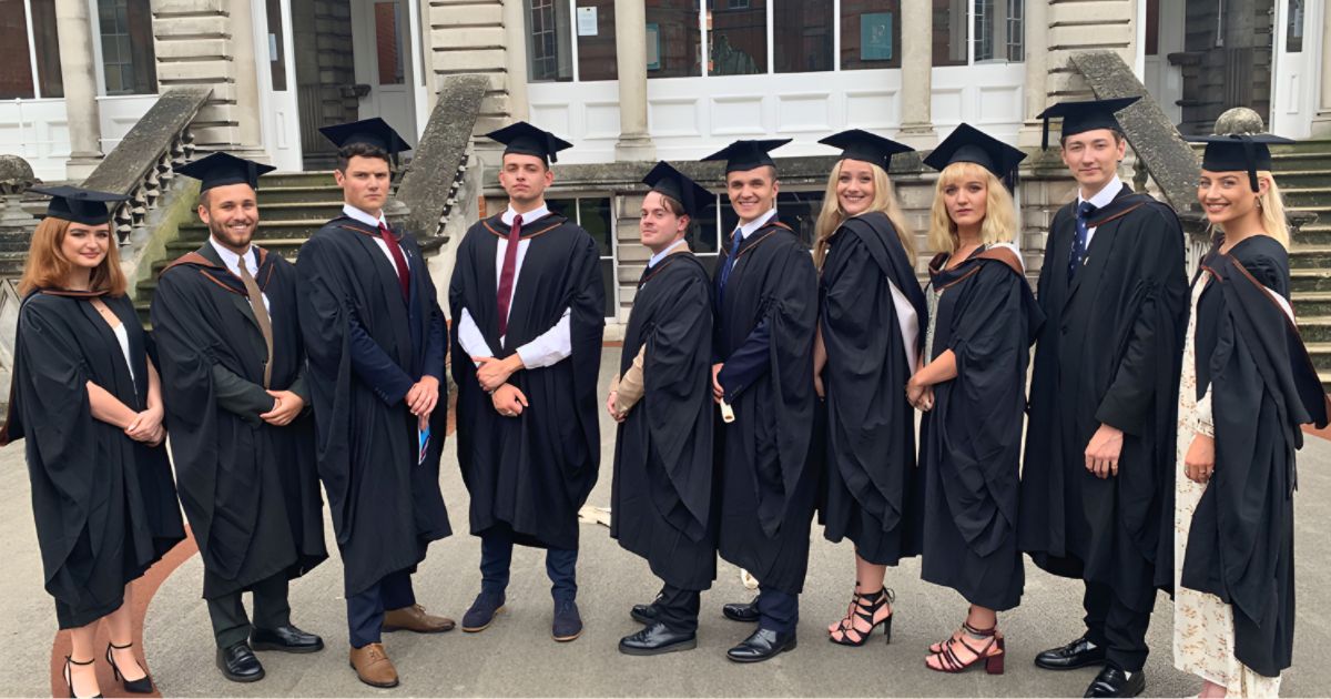 Surprising unis where grads get more jobs than Russell Group unis